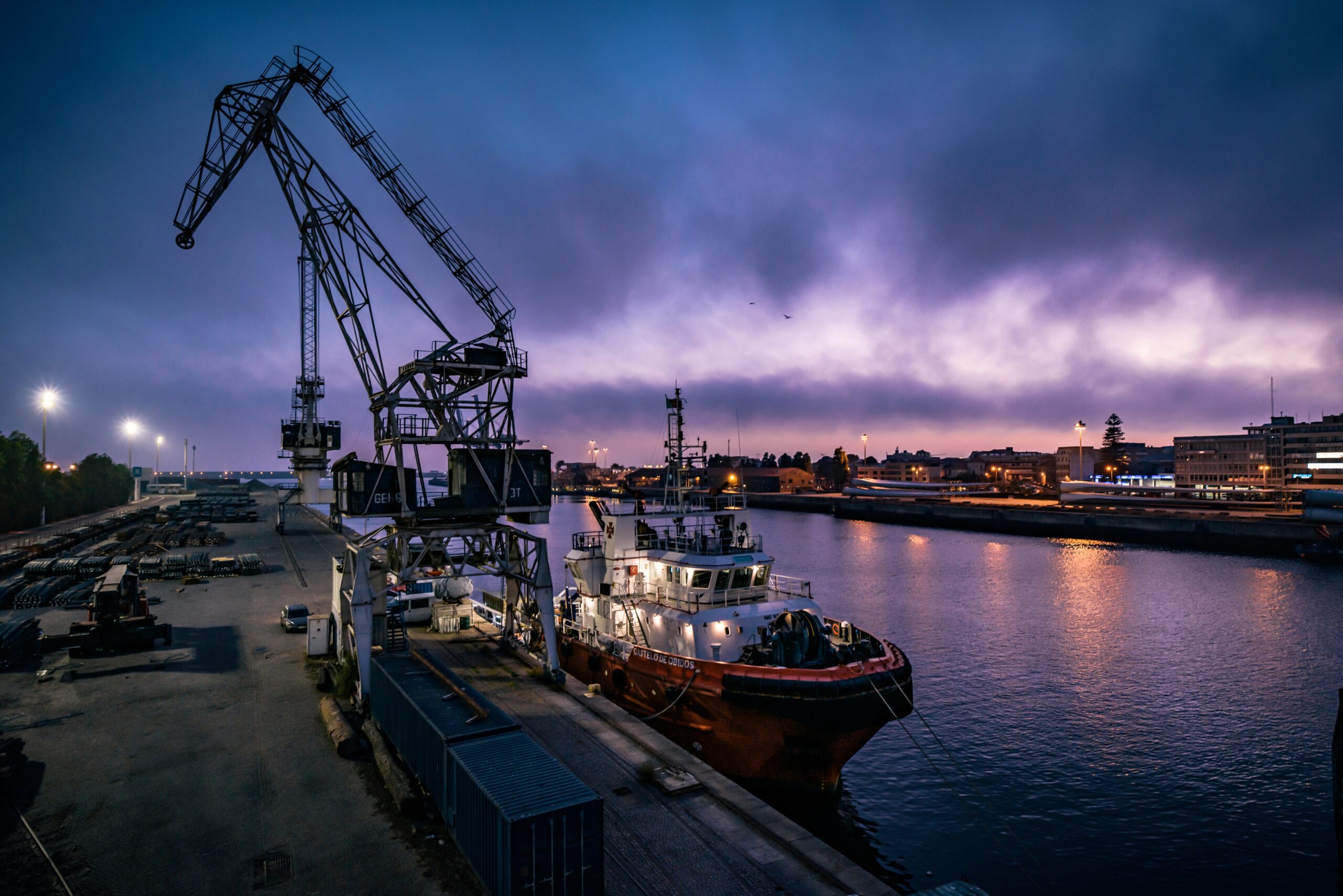 Overseas Vehicle Shipping: The Ultimate Guide in 2024